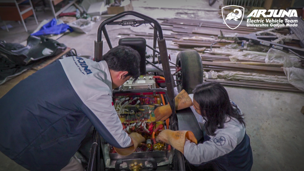 Arjuna Electric Vehicle Team UGM Won the Best Electric Car Battery ...